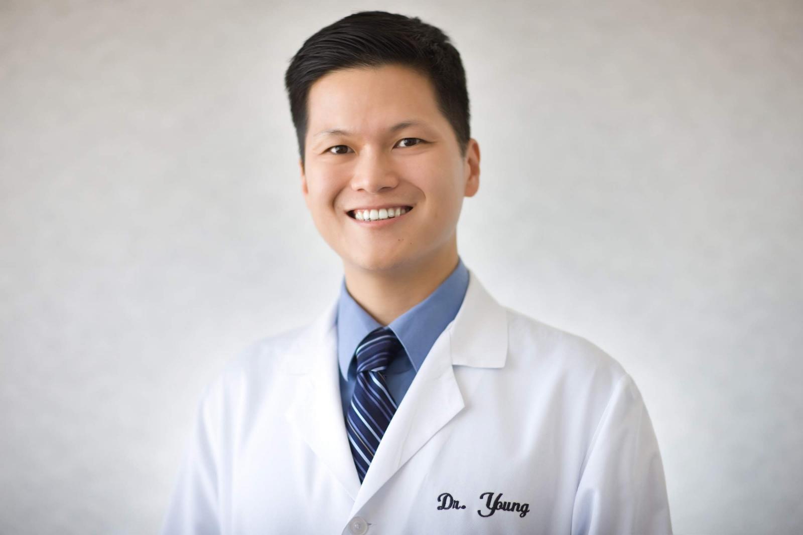 Steven Young, DDS, OMS '99DM | Office of Development